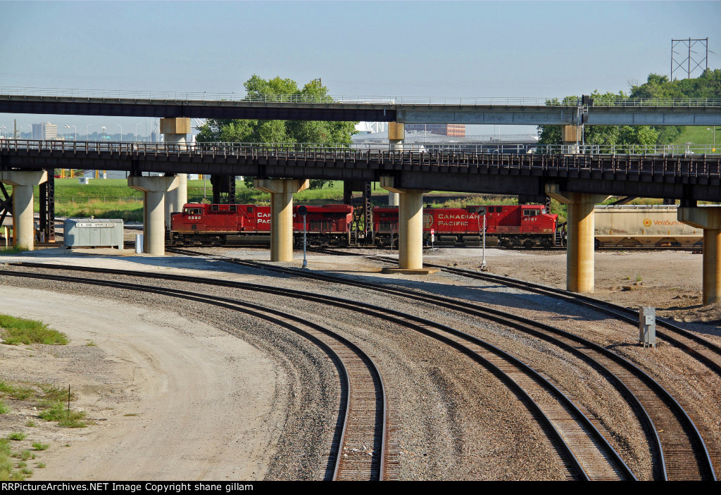 CP 8890 Heads a WB potash train at Santa Fe Junction.